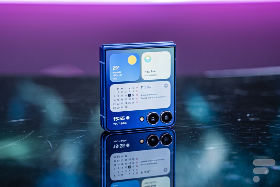 Samsung Galaxy Z Flip 7 ou Motorola Razr 60 Ultra ? | 1001infos